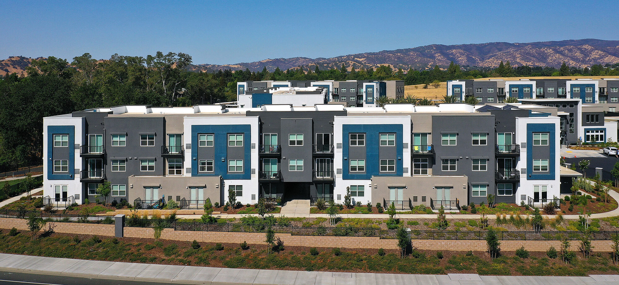 Strada 1200 - BSB Design