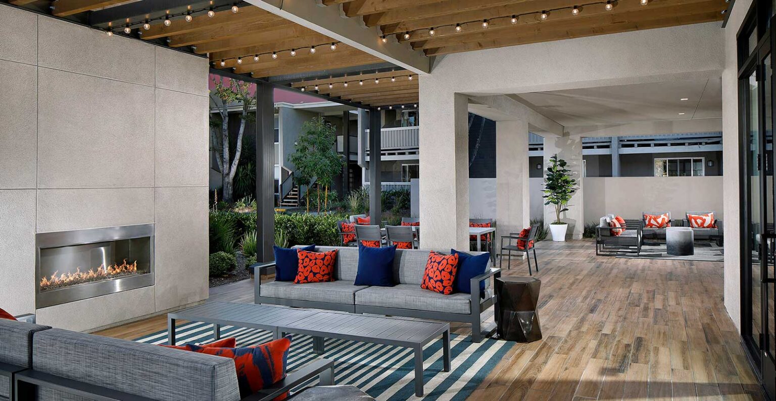 Axiom Tustin Clubhouse - BSB Design Project Details